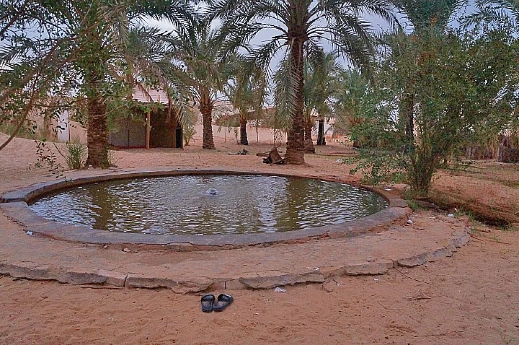 Bir Wahed dans l'Oasis de Siwa | Source d'eau numéro 1 du puits